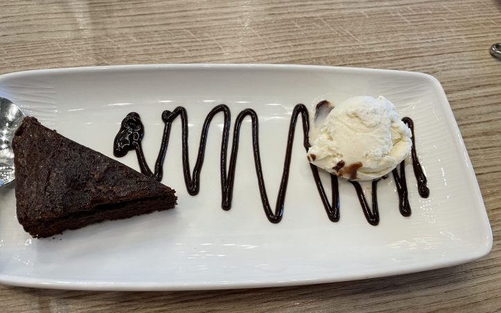 The Food in Butlins Skegness: Eating Off Plan – That Mum Travel Life