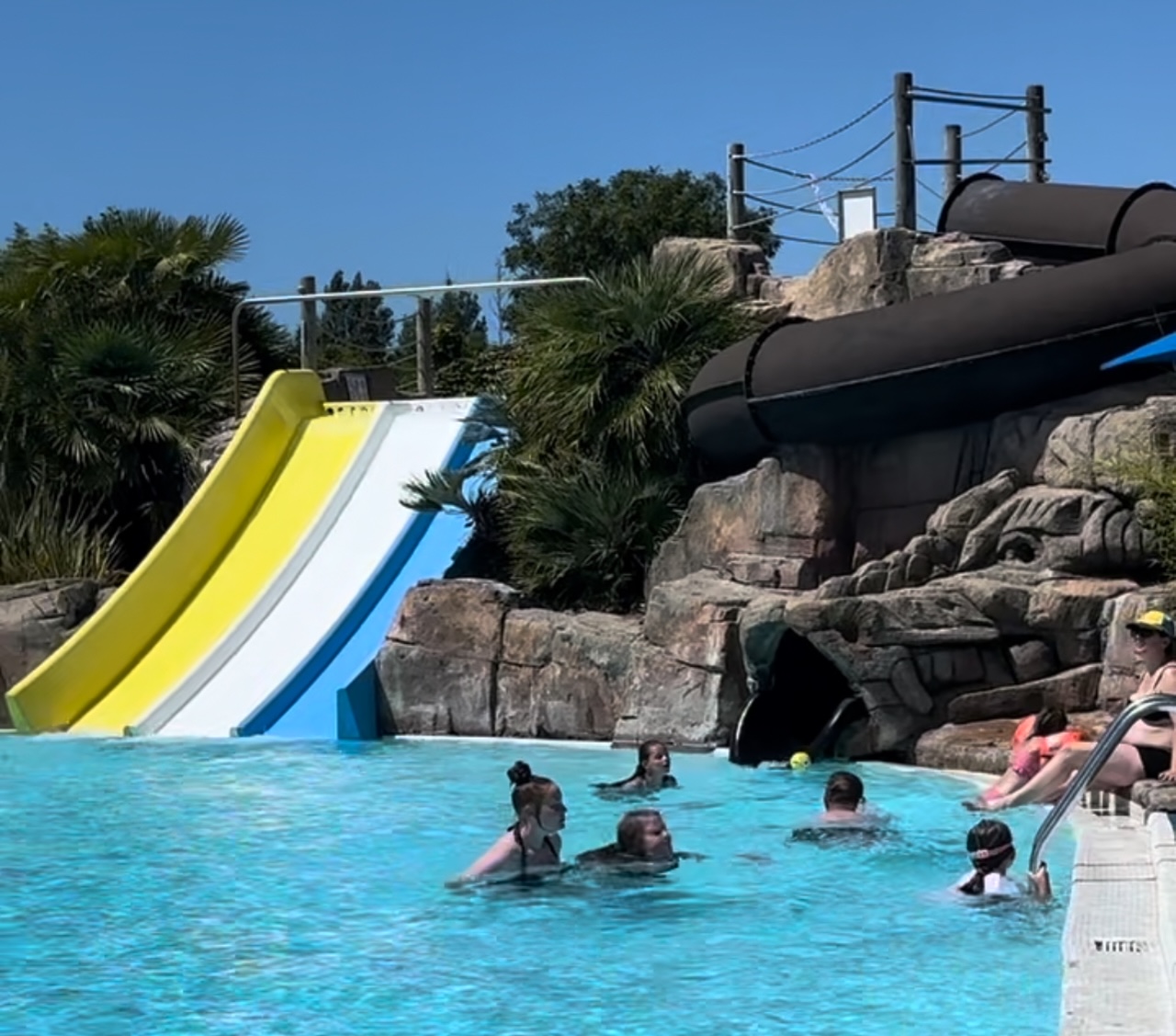 Review: Eurocamp Le Domaine du Clarys, Le Clarys Plage – That Mum ...